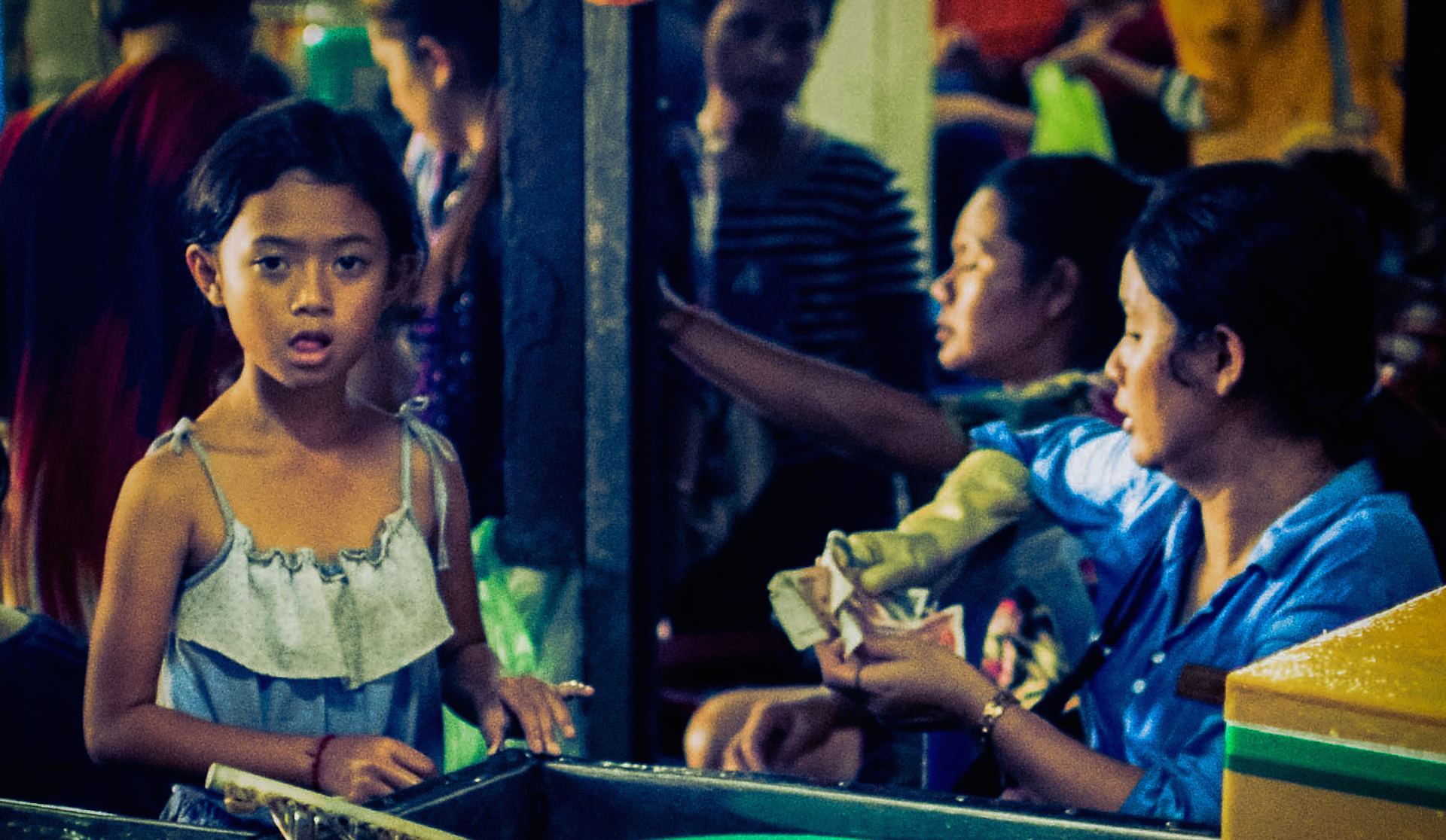 Cambodian Ferris Wheel? It’s Safer to Pet a Cobra | Buddha Drinks Fanta